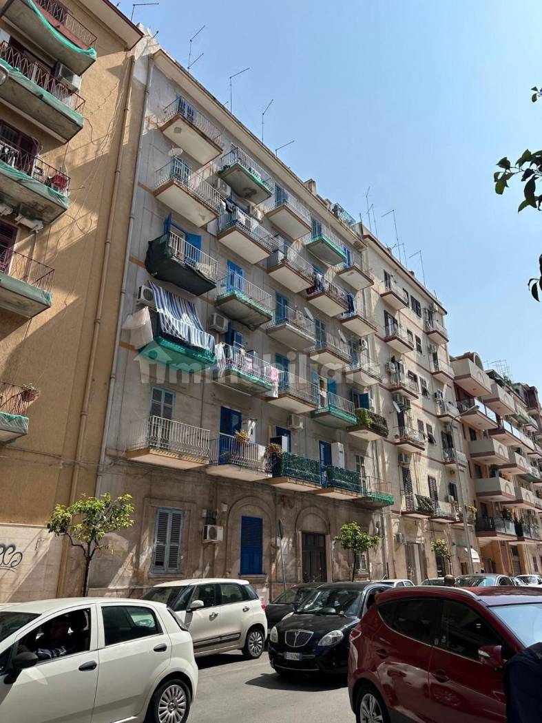 Bilocale via Plateja 35, Tre Carrare, Taranto
