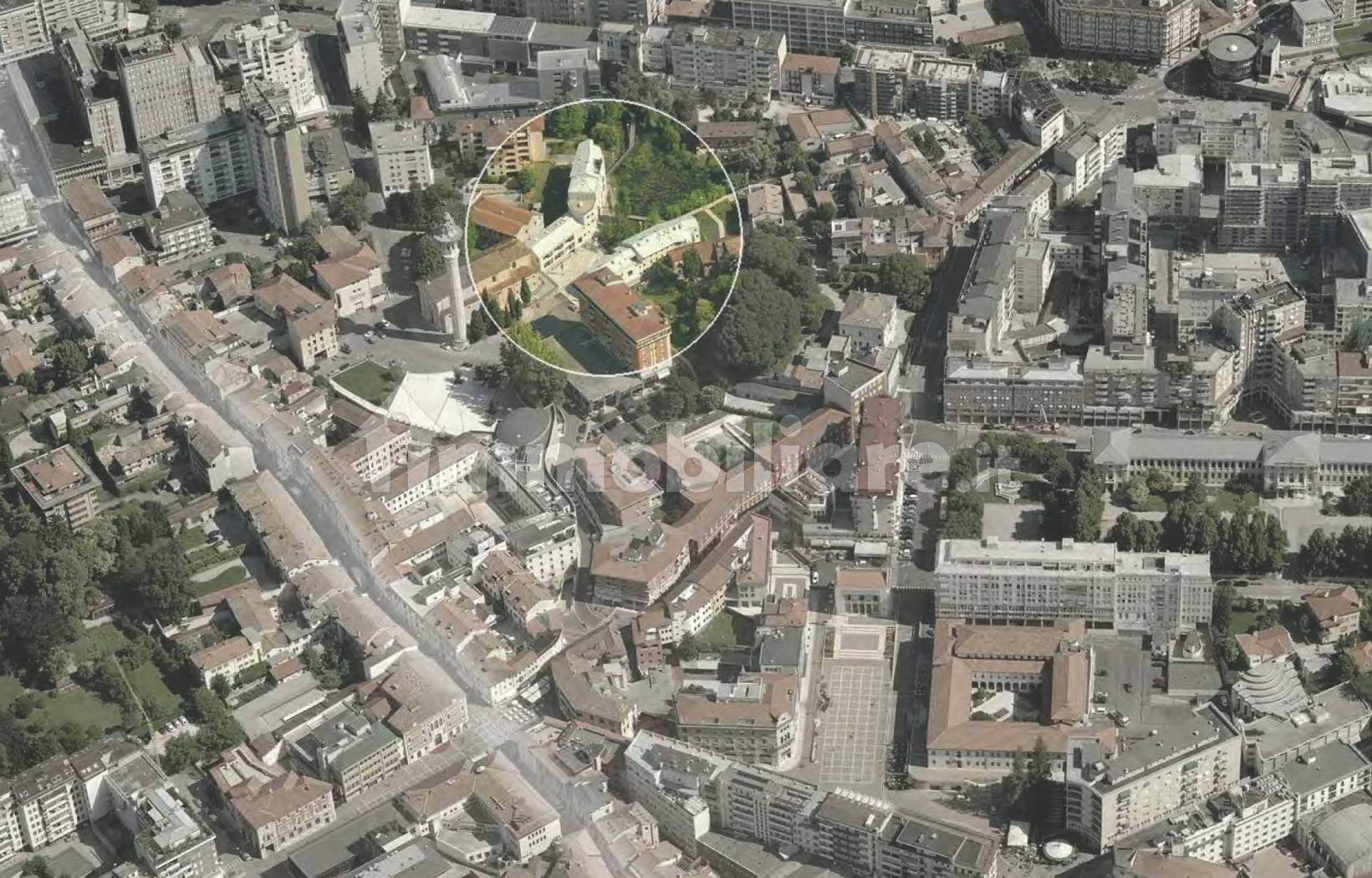 Trilocale via Torricella 12, Centro Storico, Pordenone