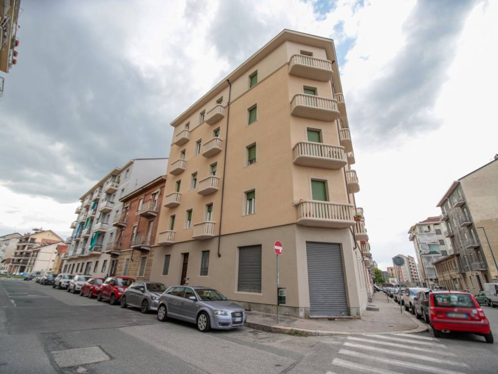 Vendita Appartamento Torino. Trilocale in via Monte Pertica 2. Buono ...