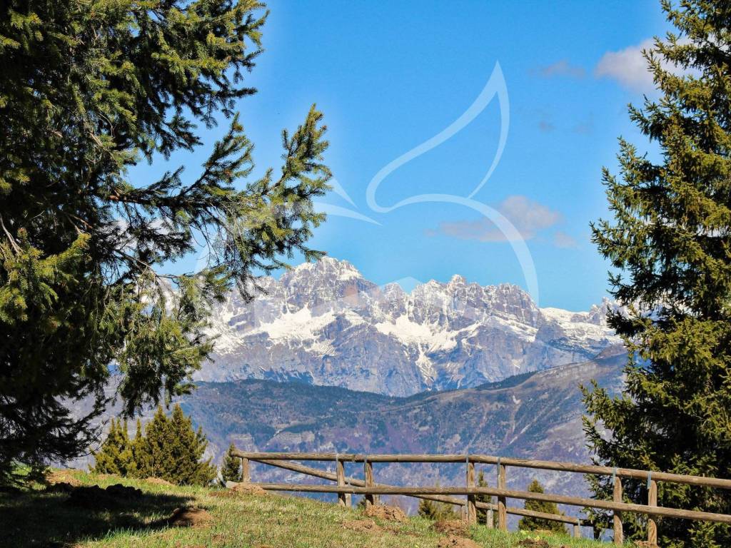 Vendita Chalet in Strada di Vason Trento. Buono stato, posto auto, 400 ...