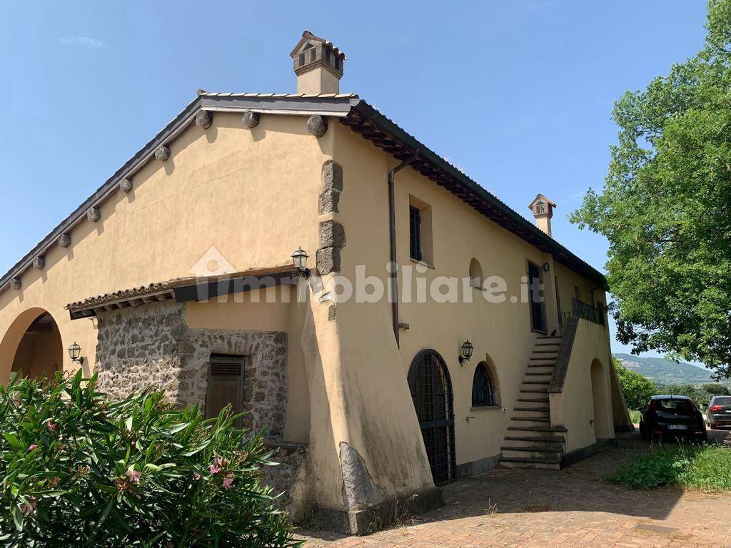 Vendita Casale in via Colle Giacinto Zagarolo. Buono stato, posto auto ...