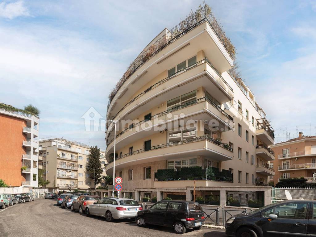 Vendita Appartamento in via Archimede 112. Roma. Ottimo stato, terzo ...