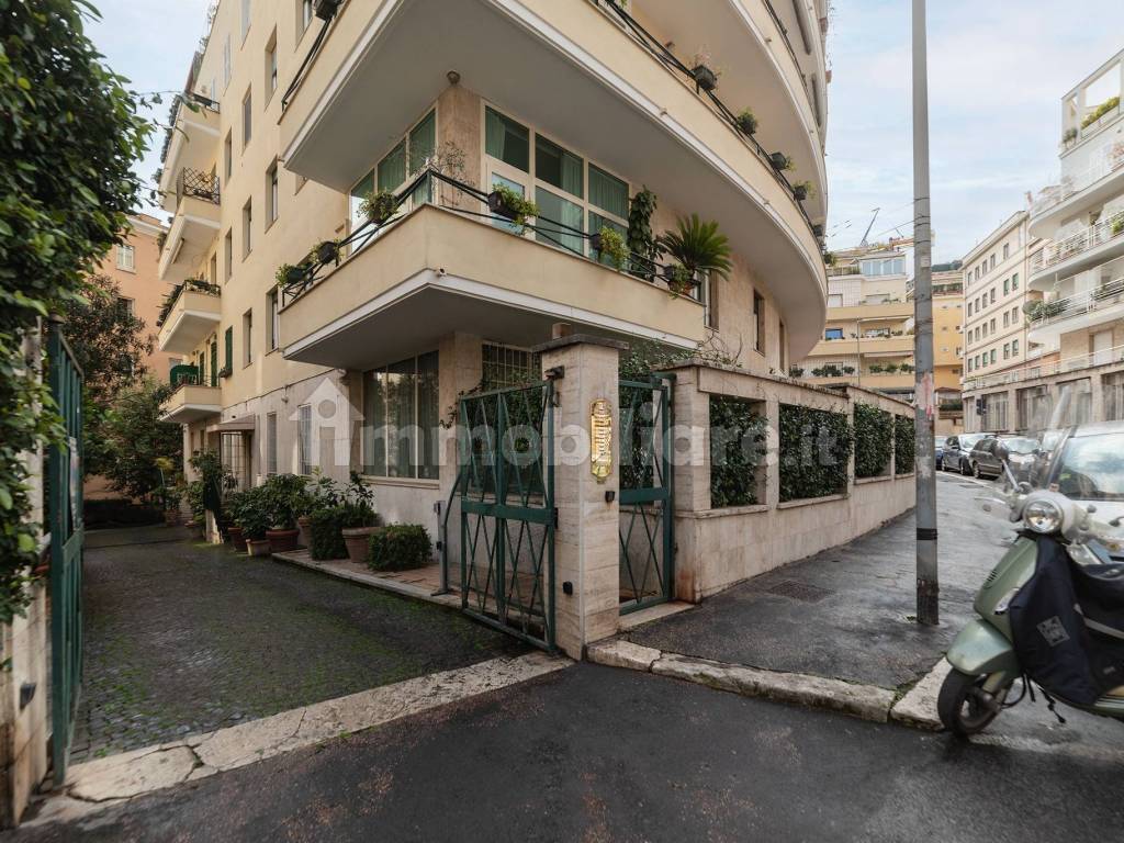 Vendita Appartamento in via Archimede 112. Roma. Ottimo stato, terzo ...