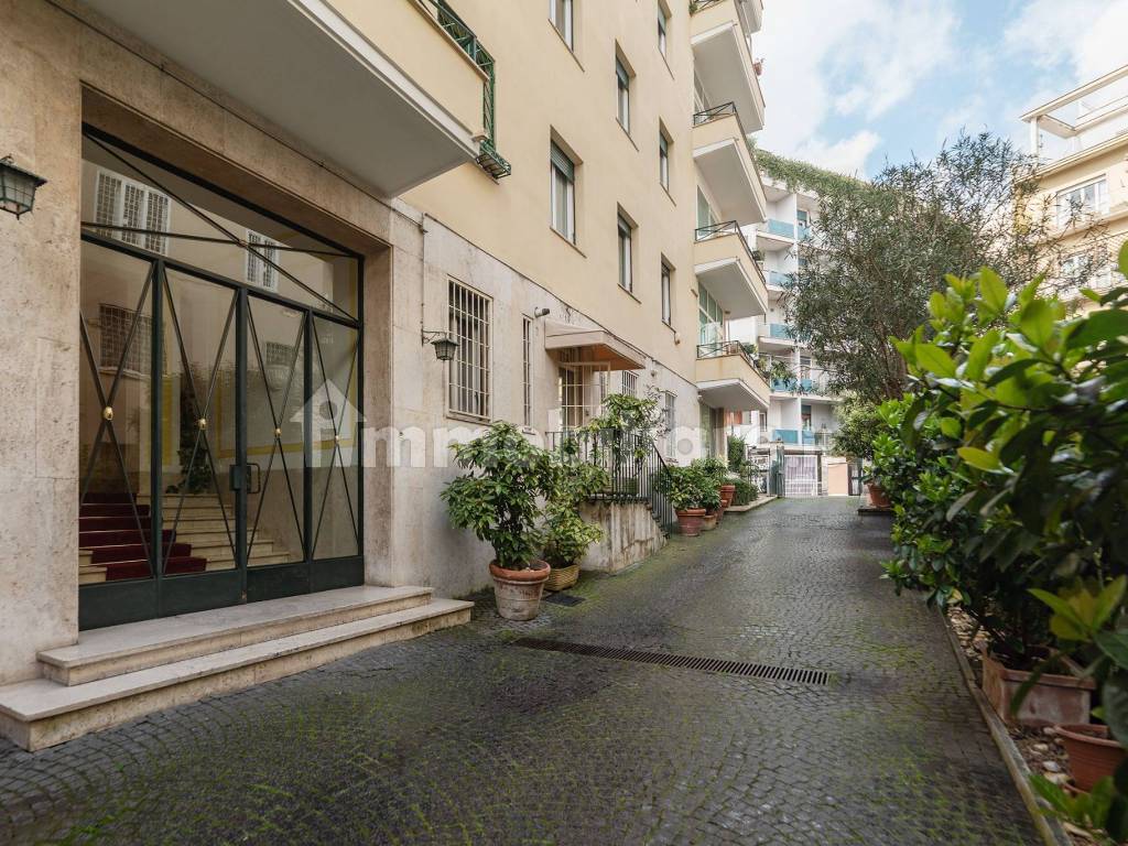 Vendita Appartamento in via Archimede 112. Roma. Ottimo stato, terzo ...