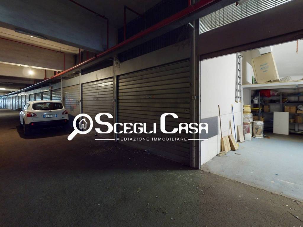 Garage - Box largo Bastia 25, Roma, rif. 103226908 - Immobiliare.it