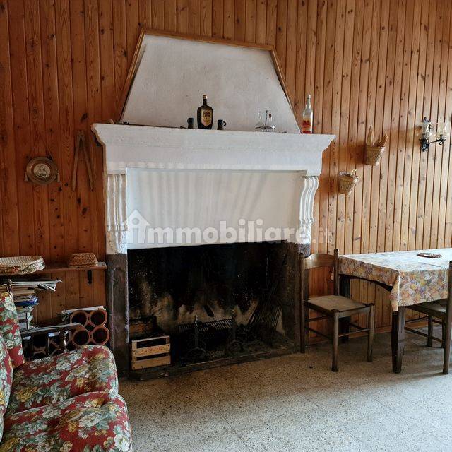 Trilocale via dei Cordoni 30, Centro, Tagliacozzo