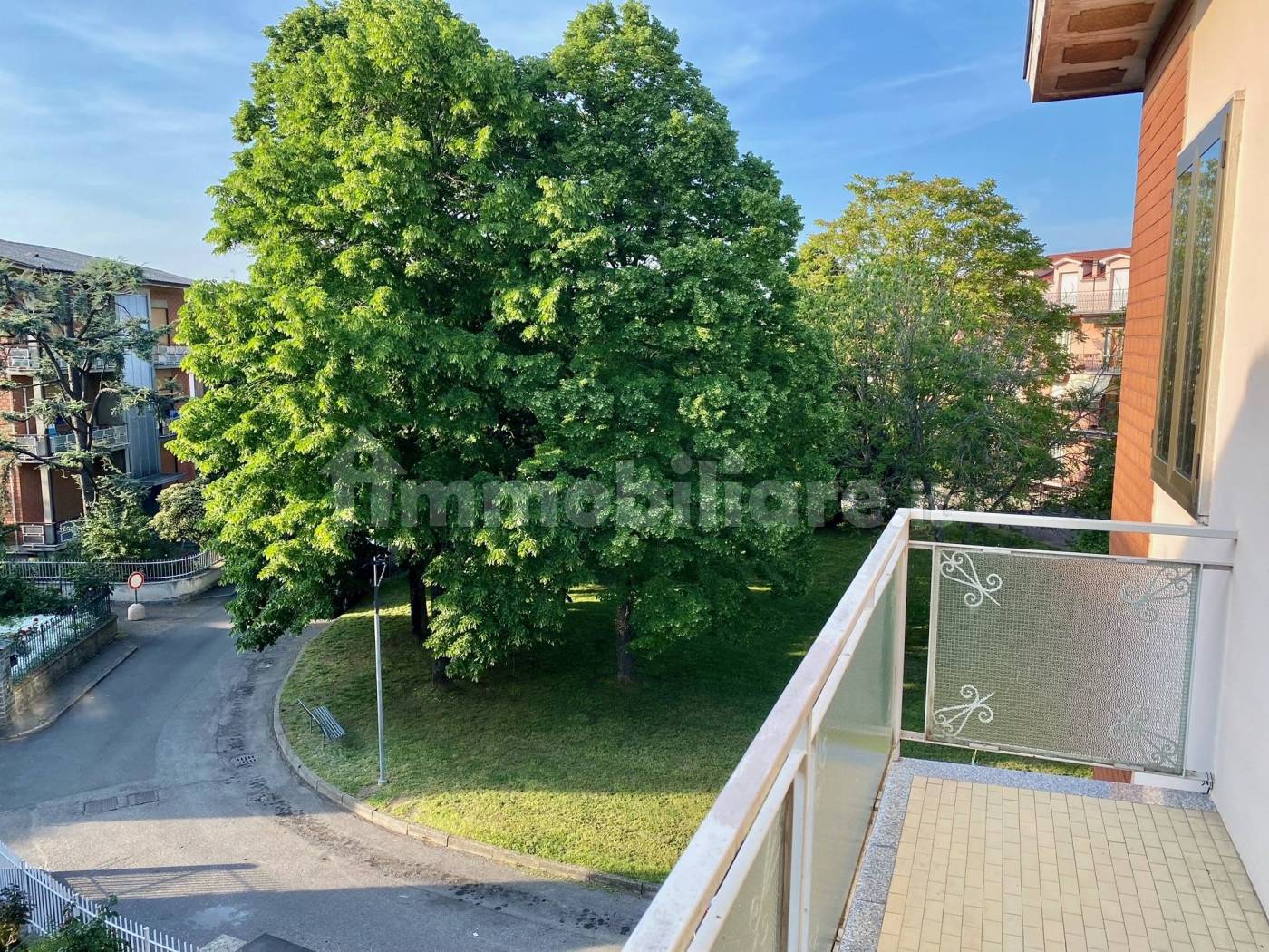 Trilocale via Stradella 7, Infrangibile, Piacenza