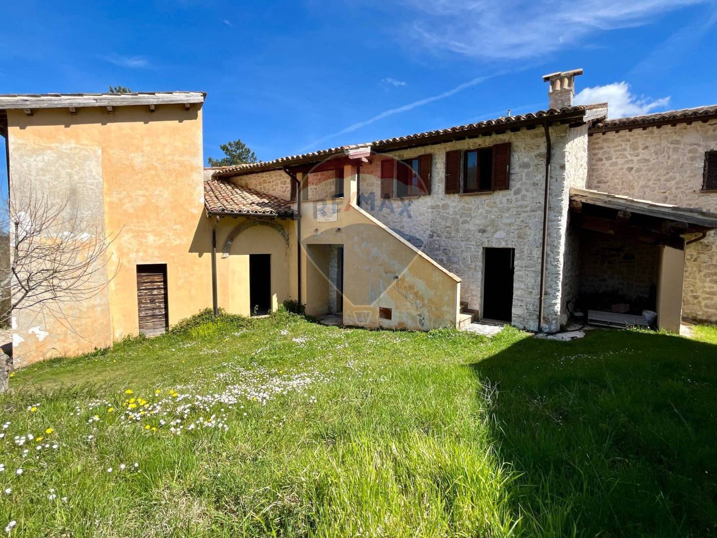 Appartamento Acqua Santo Stefano di Foligno, Carpello, Scopoli, Casenove, Verchiano, Foligno