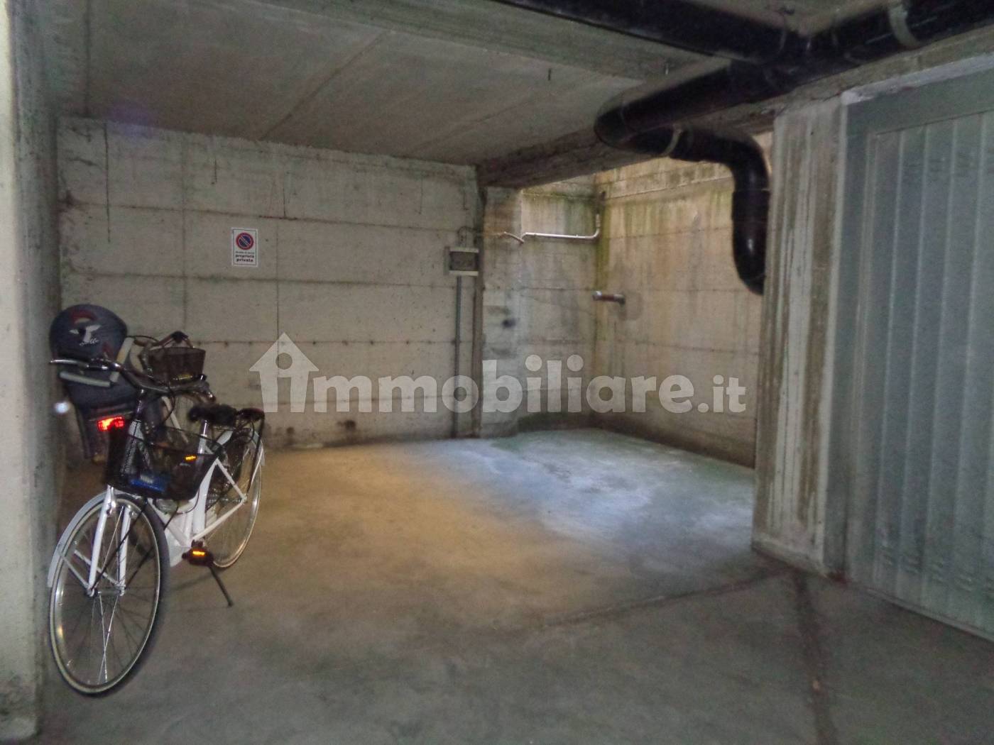 Posto auto - moto in Vendita