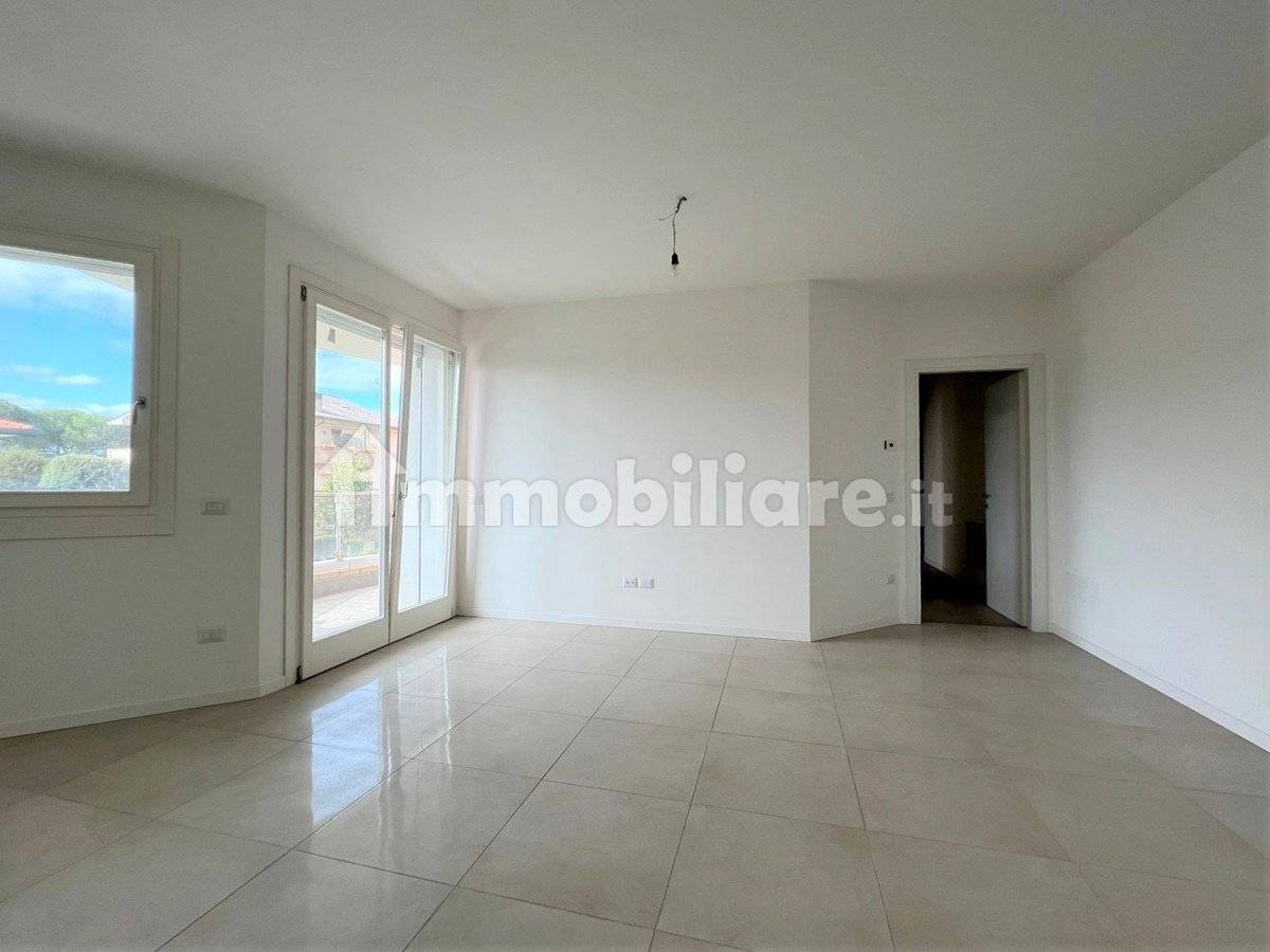 Trilocale via Scapacchiò 40, Selvazzano Centro, Selvazzano Dentro