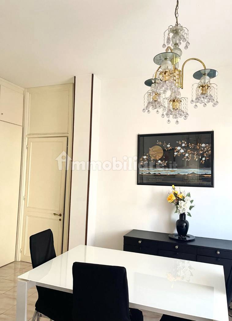 Trilocale ottimo stato, terzo piano, San Rocco, Novara