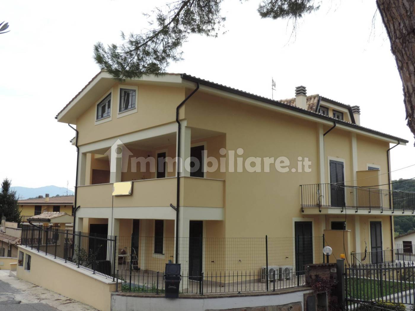 Trilocale via Enrico Toti 17/A, Talocci, Fara in Sabina