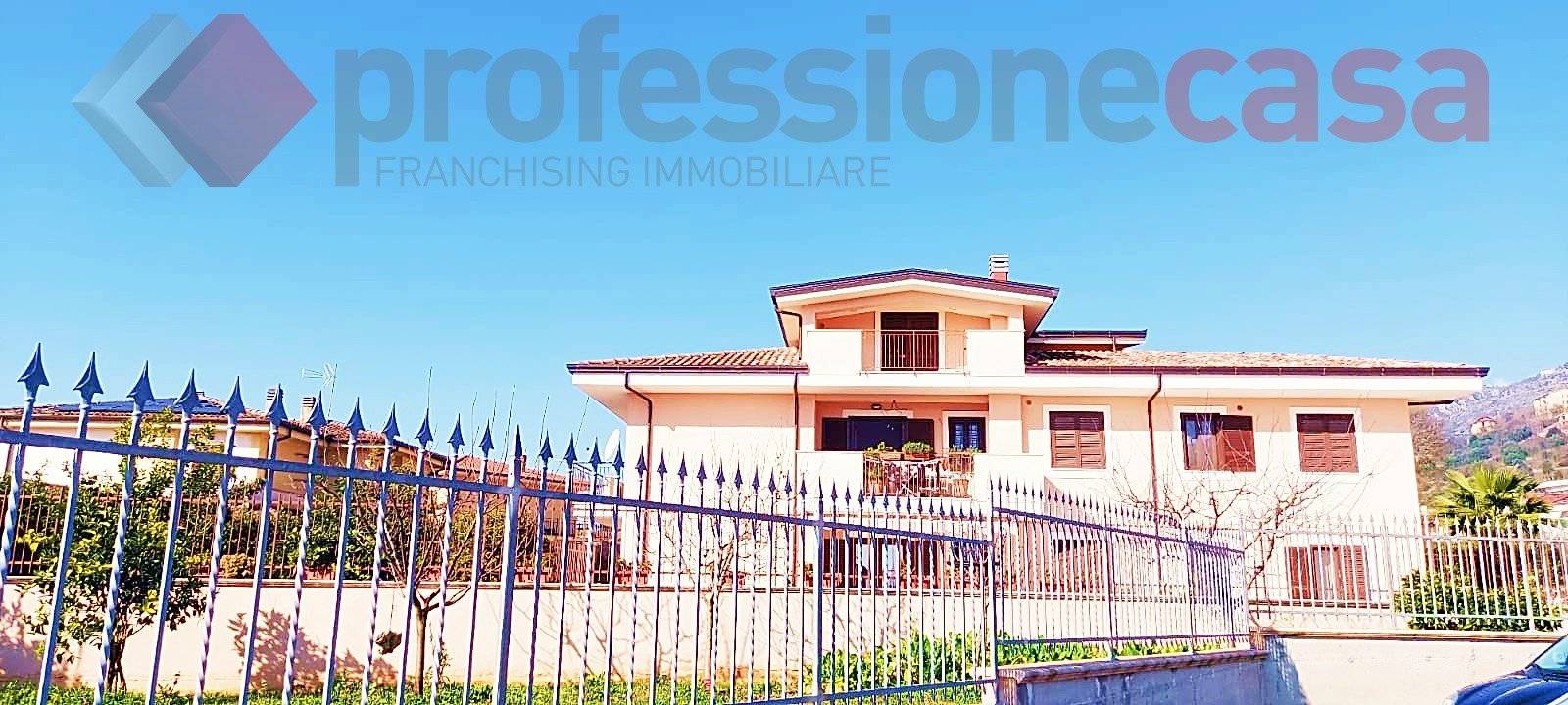 Trilocale via Enrico Loris, Centro, Piedimonte San Germano