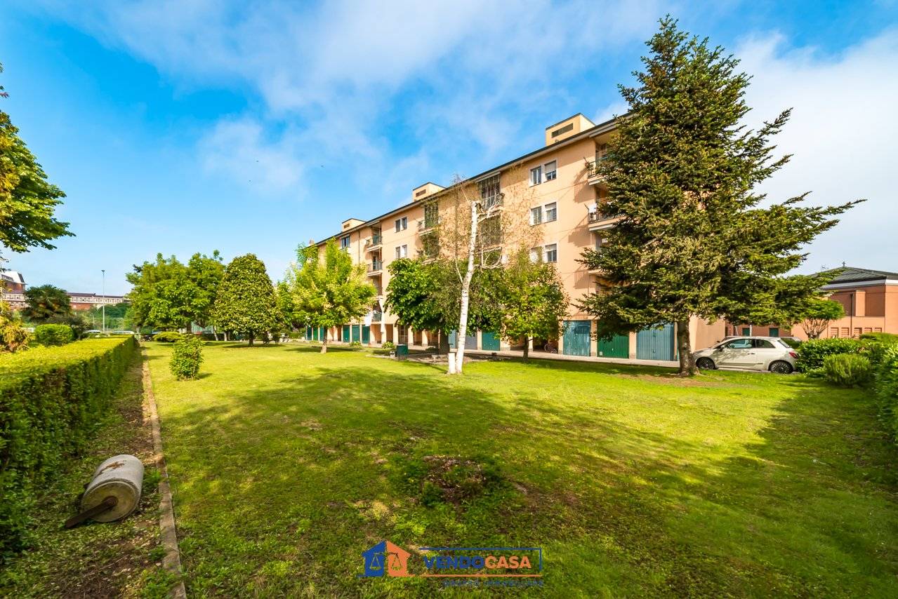 Trilocale via Sacco e Vanzetti 4, Centro, Savigliano