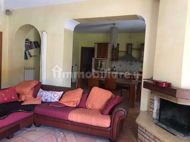 Appartamento via Gabriele D'Annunzio, Recale