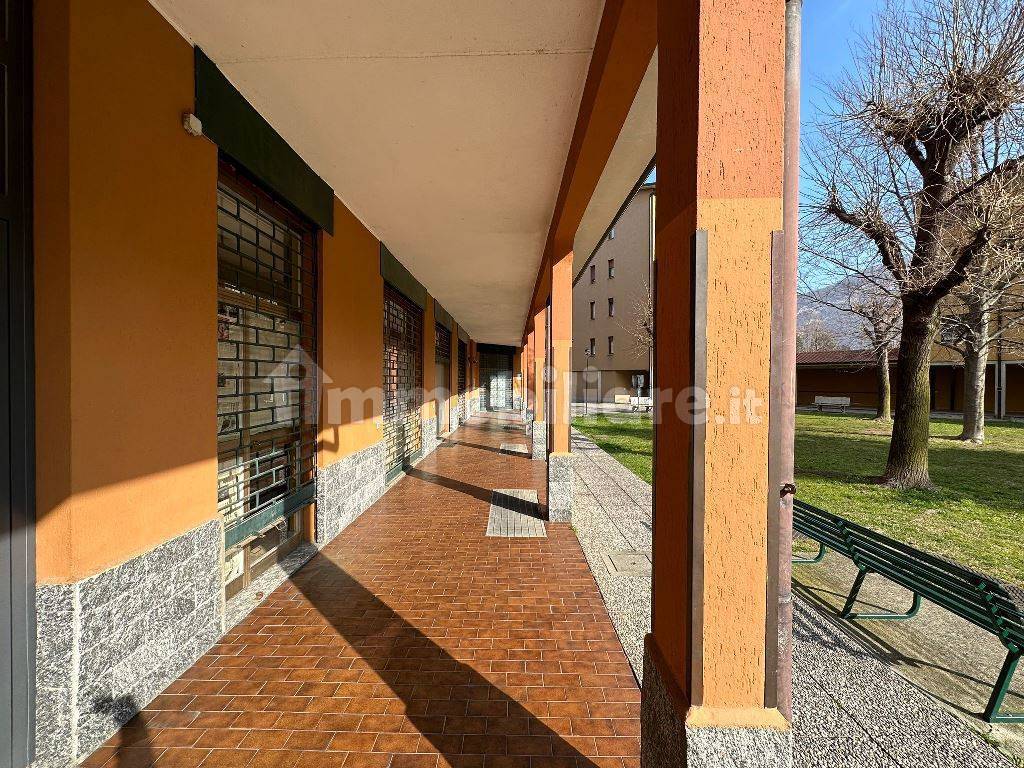 Locale commerciale via Plinio il Vecchio 7, Canzo, Rif. 103258022 ...