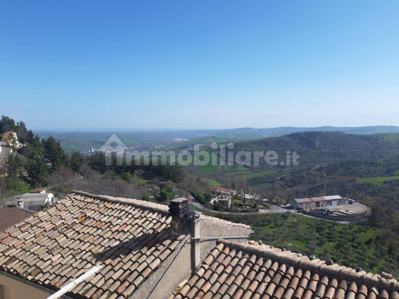 Trilocale via Crocetti 2, Centro, Gissi