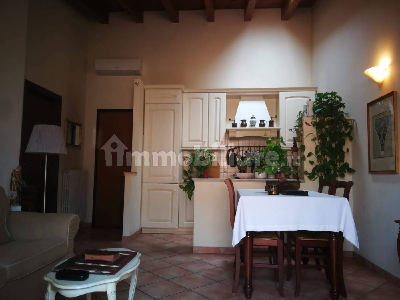 Bilocale ottimo stato, primo piano, Viadana