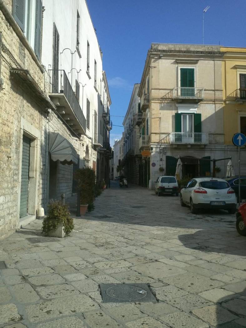 Bilocale Vico San Giacomo, Trani