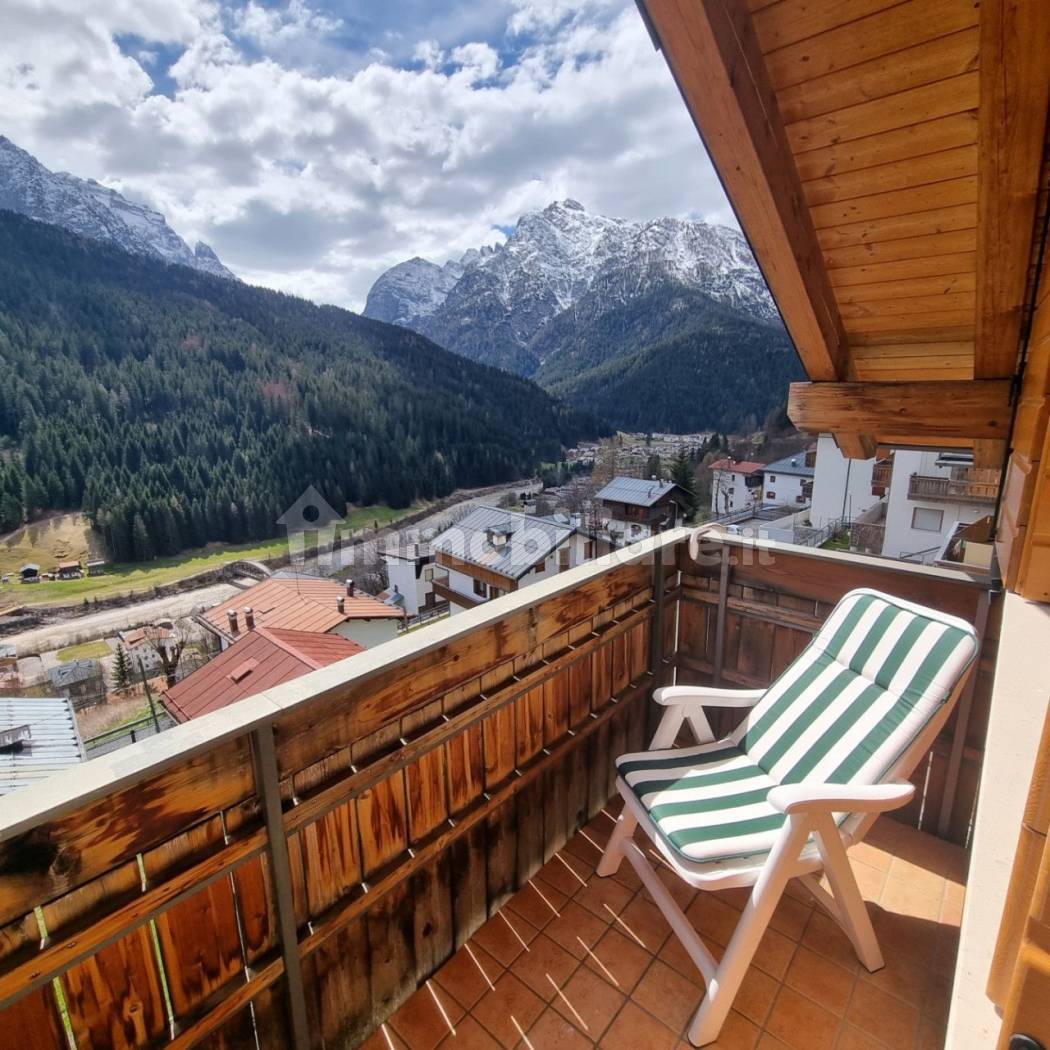 Trilocale via Maria Minella 15, San Pietro di Cadore