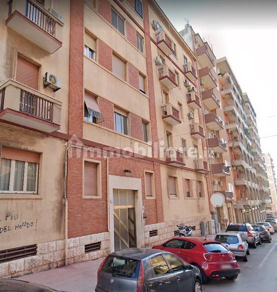 Trilocale via Tito Minniti 75, Borgo, Taranto