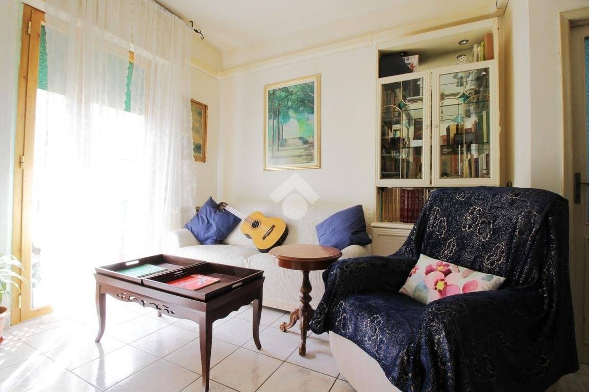 Trilocale via Francesco Cilea, San Paolo, Prato