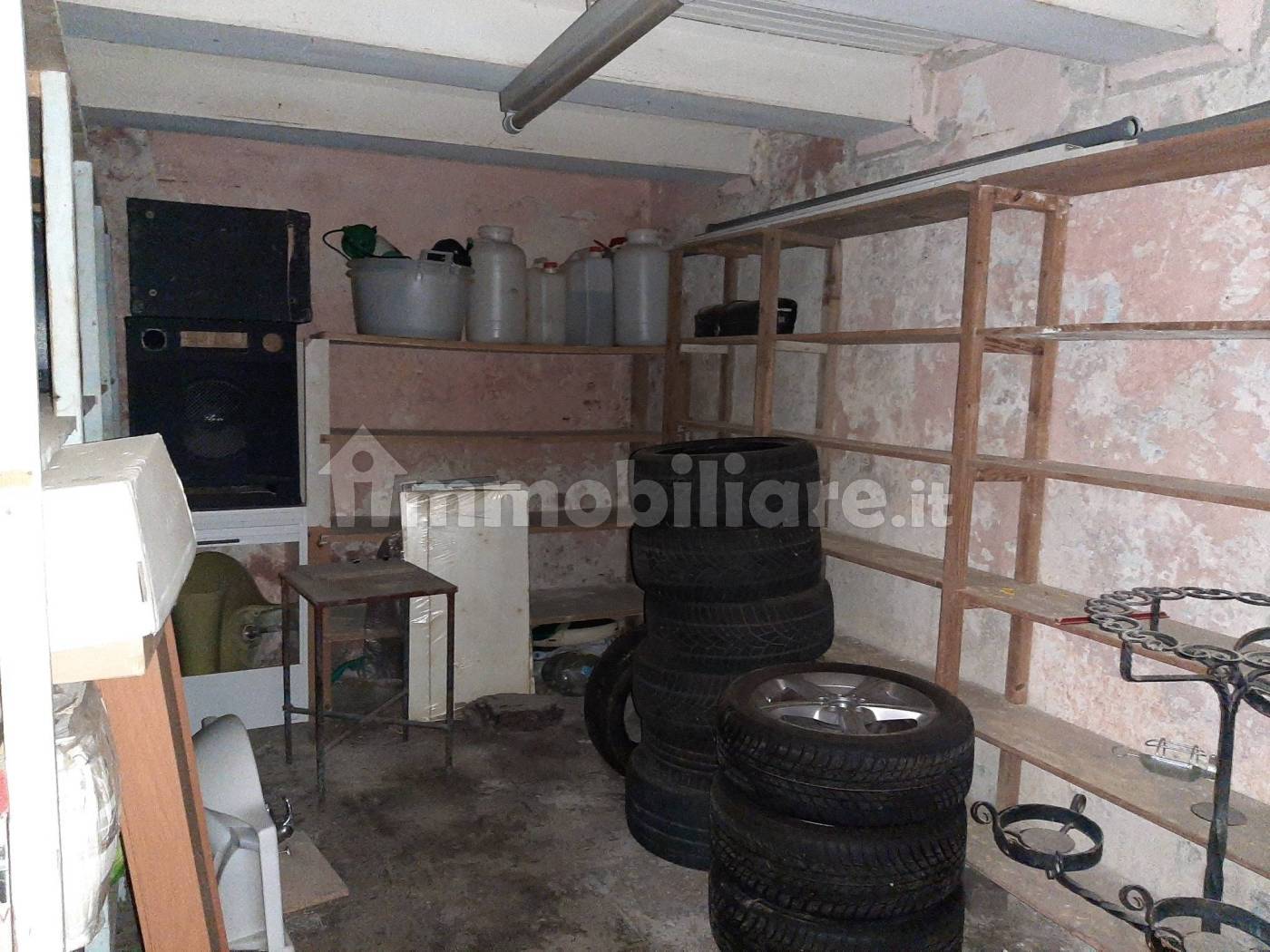 Trilocale da ristrutturare, seminterrato, Centro Storico, Catanzaro