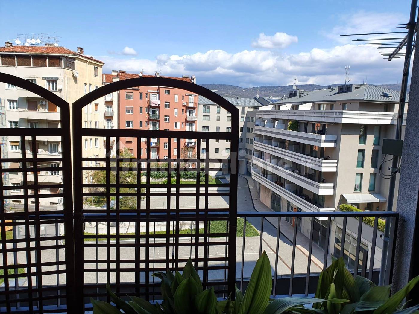 Trilocale via Francesco Hermet 2, San Vito - Campi Elisi, Trieste