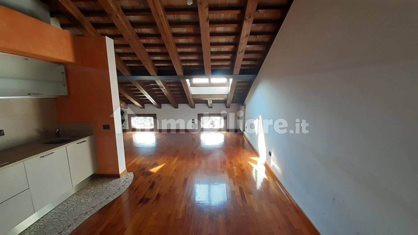 Bilocale via Antonio Gritti, Centro, Spresiano