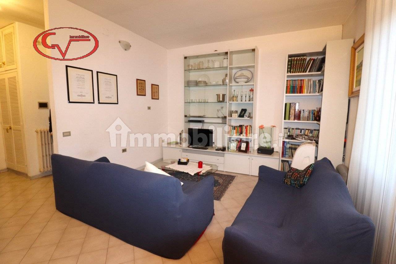 Quadrilocale via Ventiquattro Maggio, Città, Montevarchi