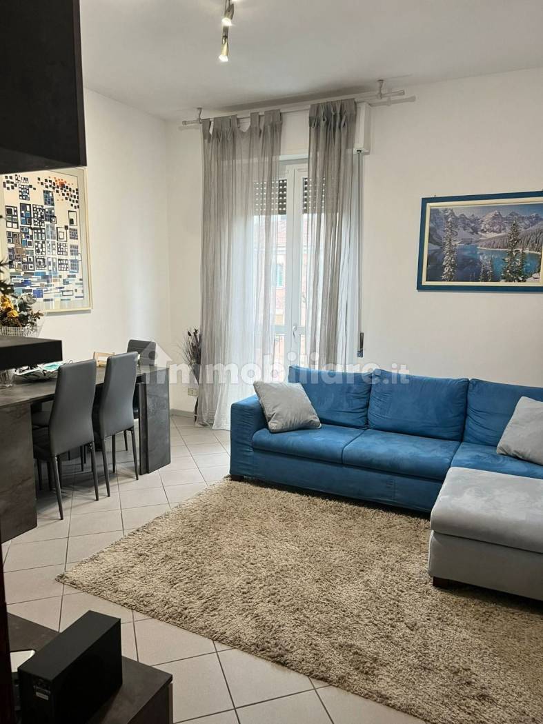 Trilocale via Giovanni Raineri 21, Dante - Cheope, Piacenza