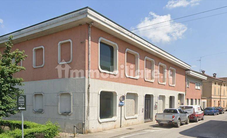 Quadrilocale via Roma 31, Casalbuttano, Casalbuttano ed Uniti