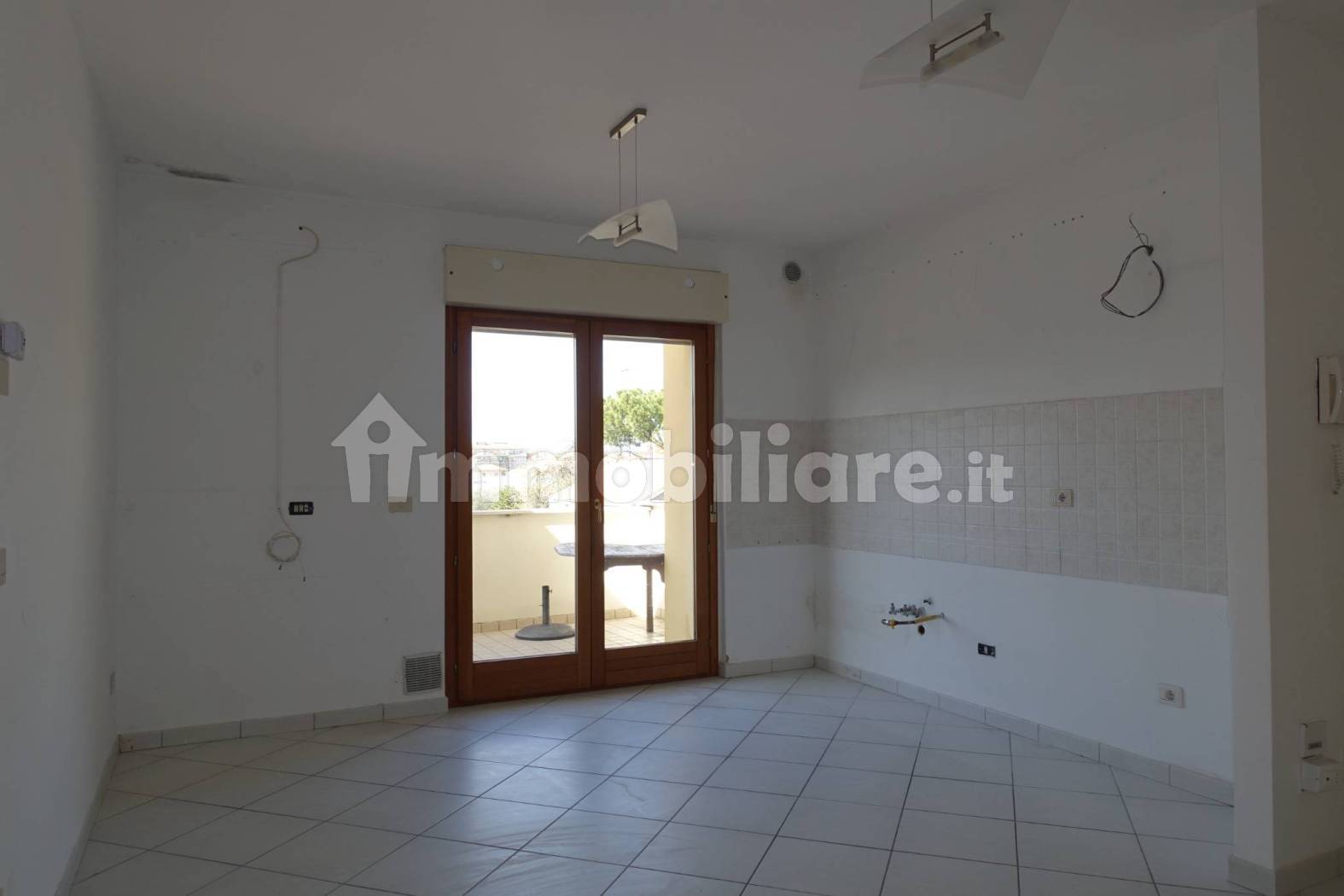 Quadrilocale via Caravaggio 260, Viale Bovio - Piazza Duca degli Abruzzi, Pescara