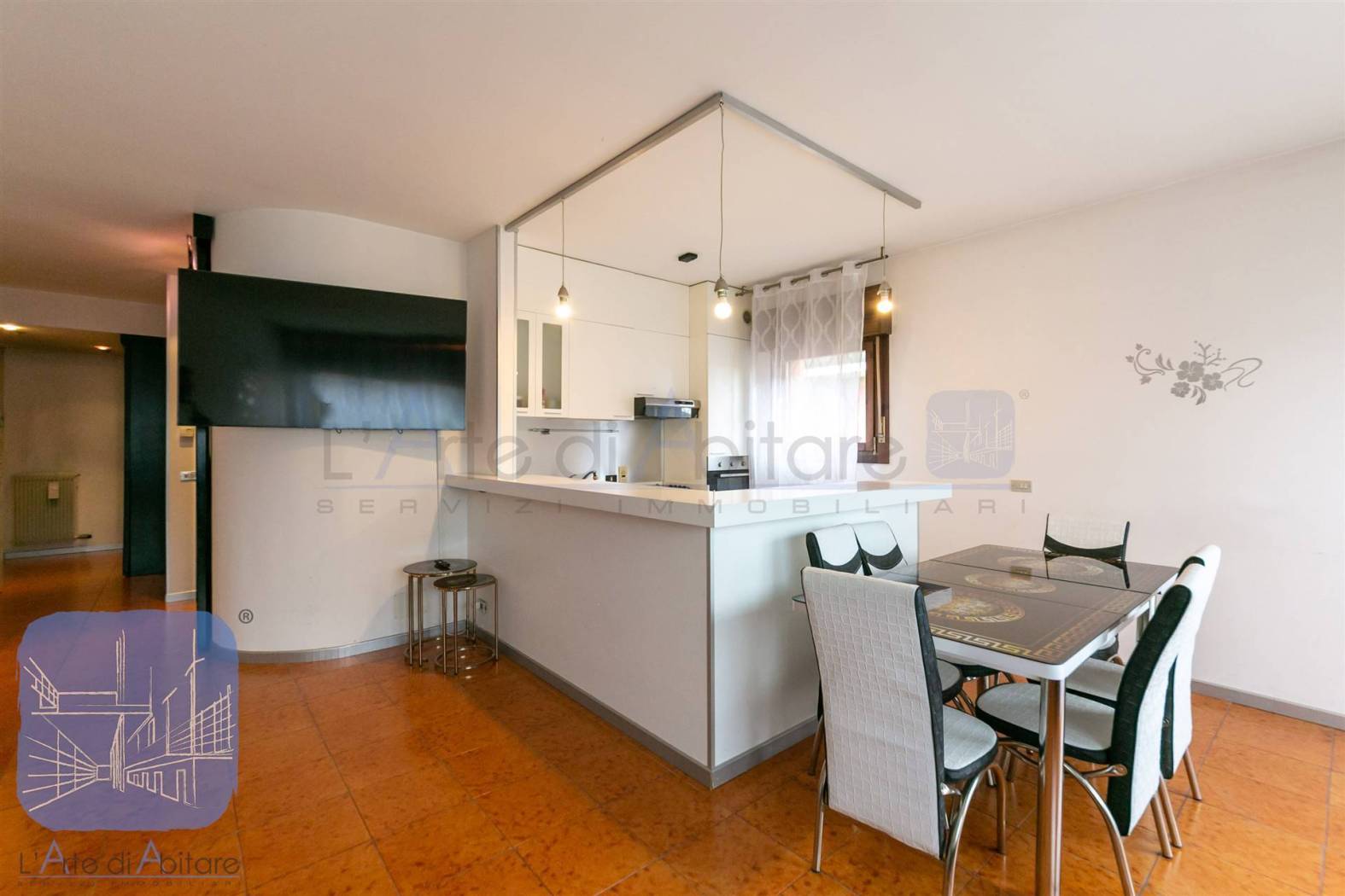 Trilocale via Postumia, Centro, Paese