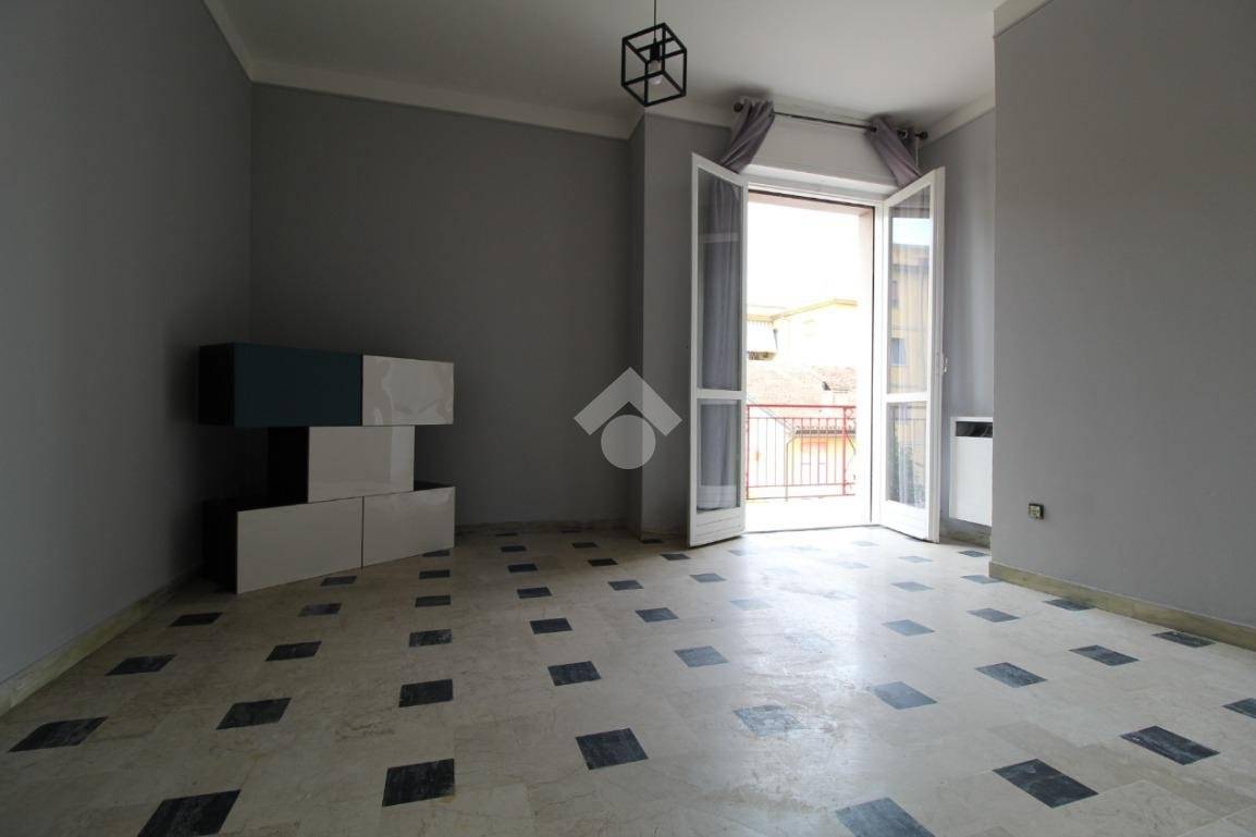 Trilocale buono stato, secondo piano, Centro, Marmirolo