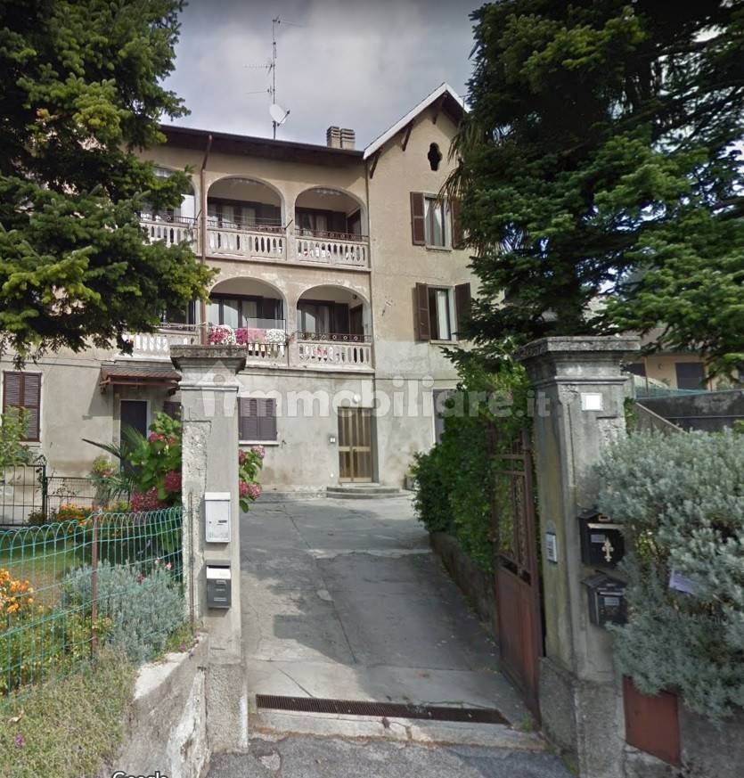 Bilocale via Roma, Centro, Valmorea