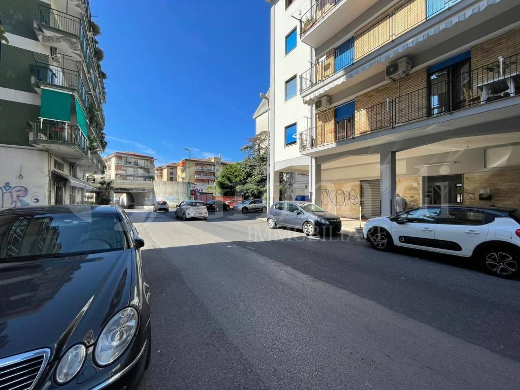 Locale commerciale via Scuola Eleatica, Salerno, Rif. 103302740 ...