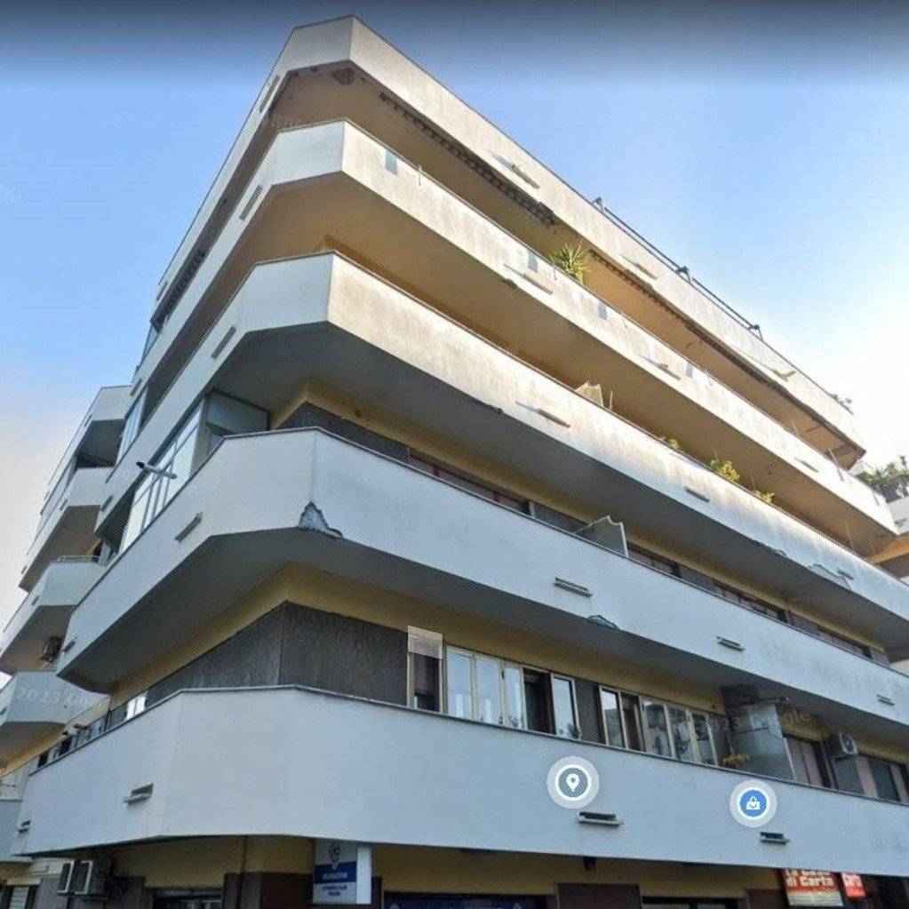 Quadrilocale buono stato, primo piano, Stadio - Lungomare Colombo, Pescara