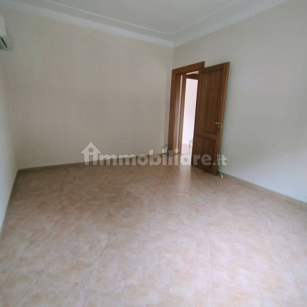 Trilocale via Giovan Battista De Cosmi, Centro, Caltanissetta