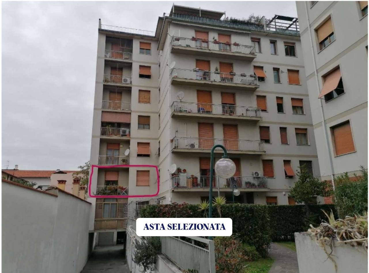Appartamento all'asta via Francesco Petrarca, Prato