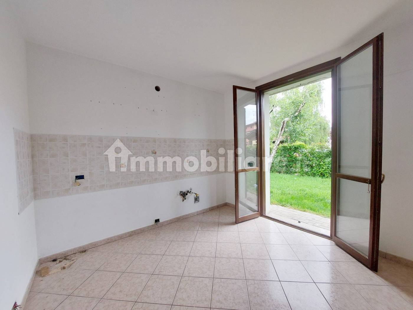 Bilocale buono stato, piano terra, Centro, Gonzaga