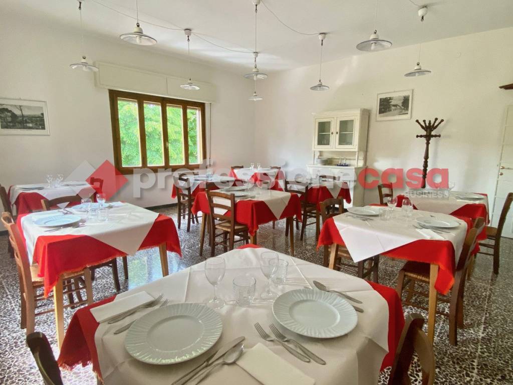 Ristorante via Risorgimento 22, San Casciano in Val di Pesa, Rif ...