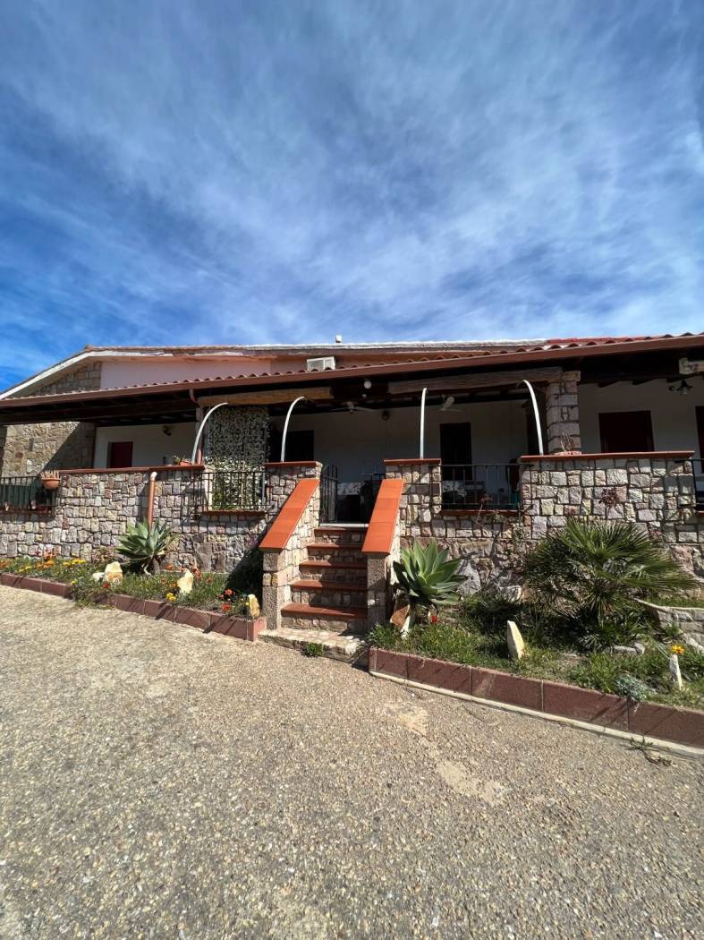 Bilocale buono stato, piano terra, Centro, Portoscuso