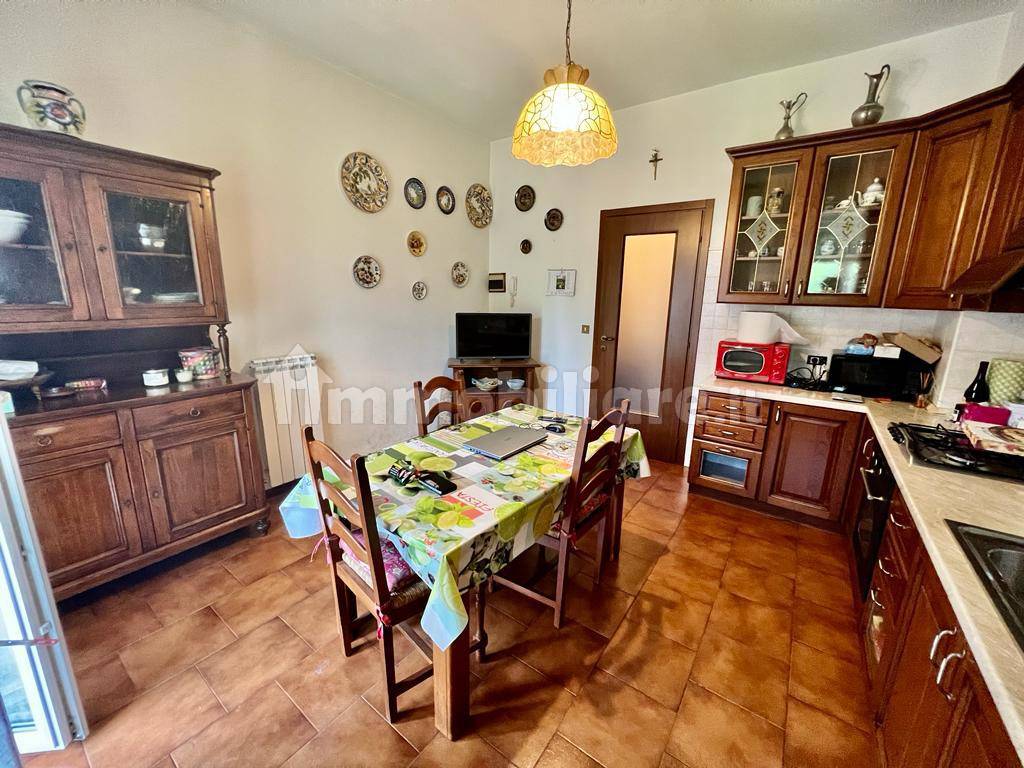 Trilocale via Stradella, Infrangibile, Piacenza