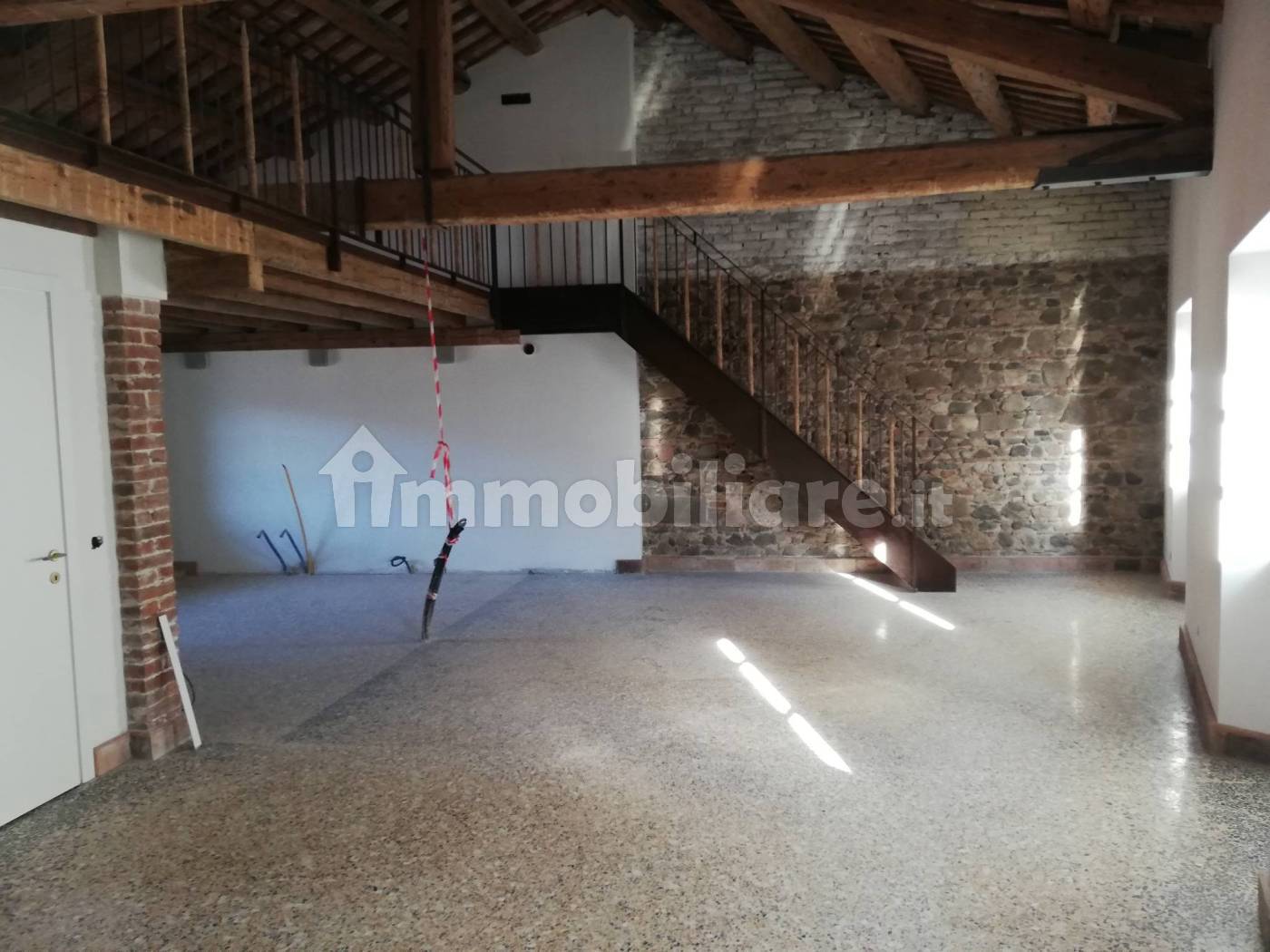 Trilocale via Gemona 96, Gemona - Deciani, Udine