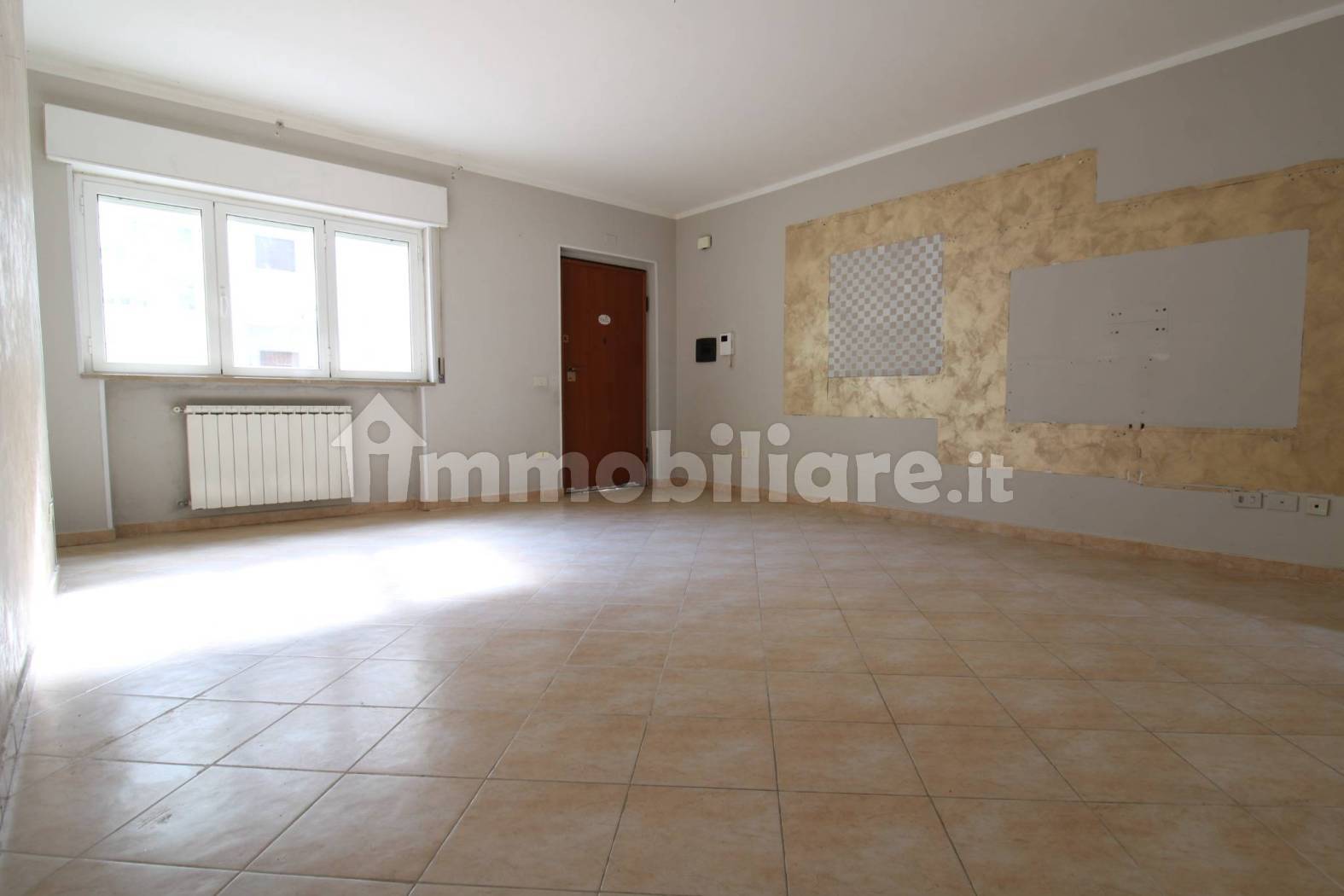 Trilocale via Marco Polo traversa 5 3, Teverola