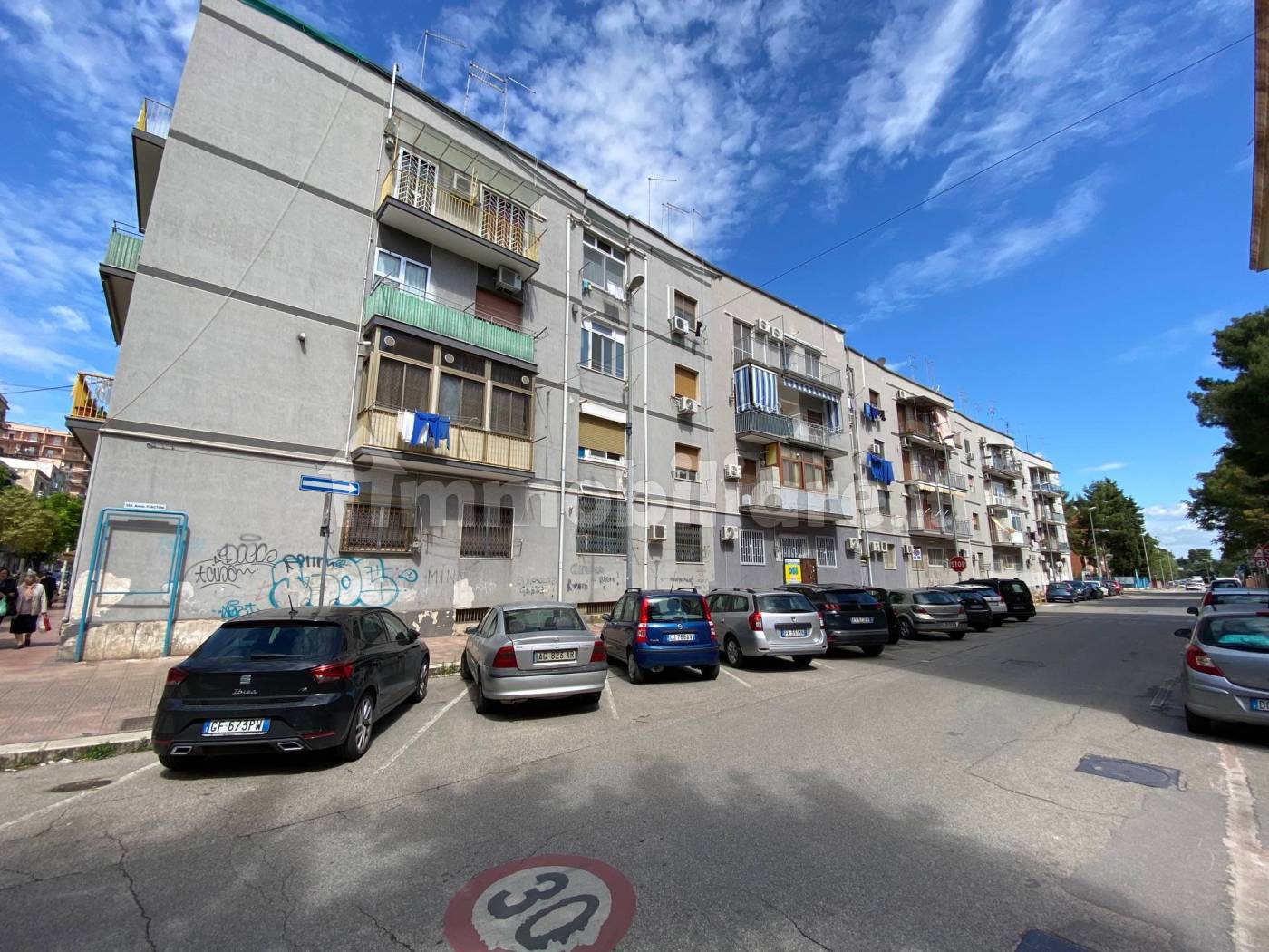 Trilocale via Cesare Battisti, Tre Carrare, Taranto