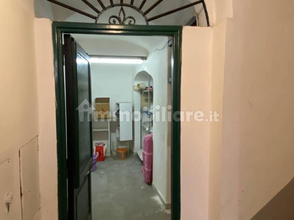 Magazzino - Deposito piazza di Santa Rufina 5, Roma, Rif. 101511023 ...