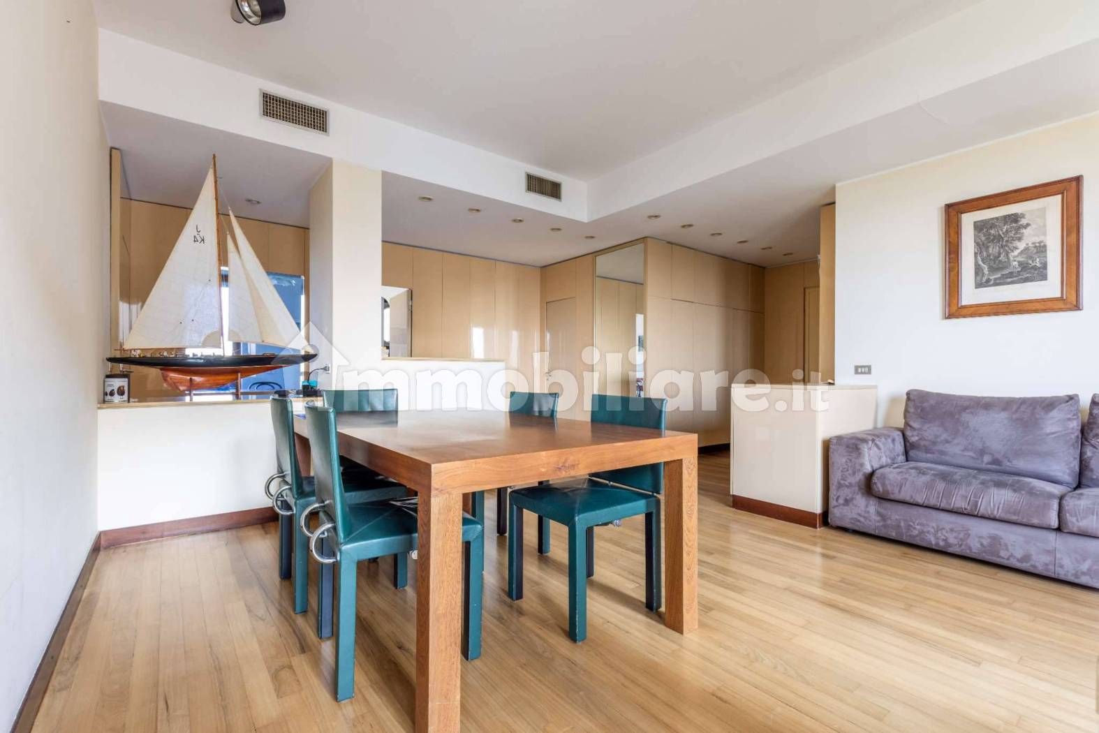 Quadrilocale via Lucerna  7, Inganni, Milano