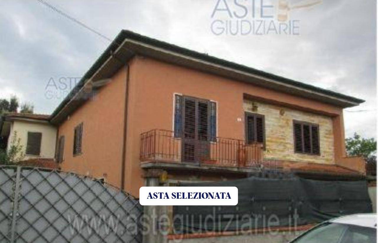 Appartamento all'asta via della Chiesina, Pistoia